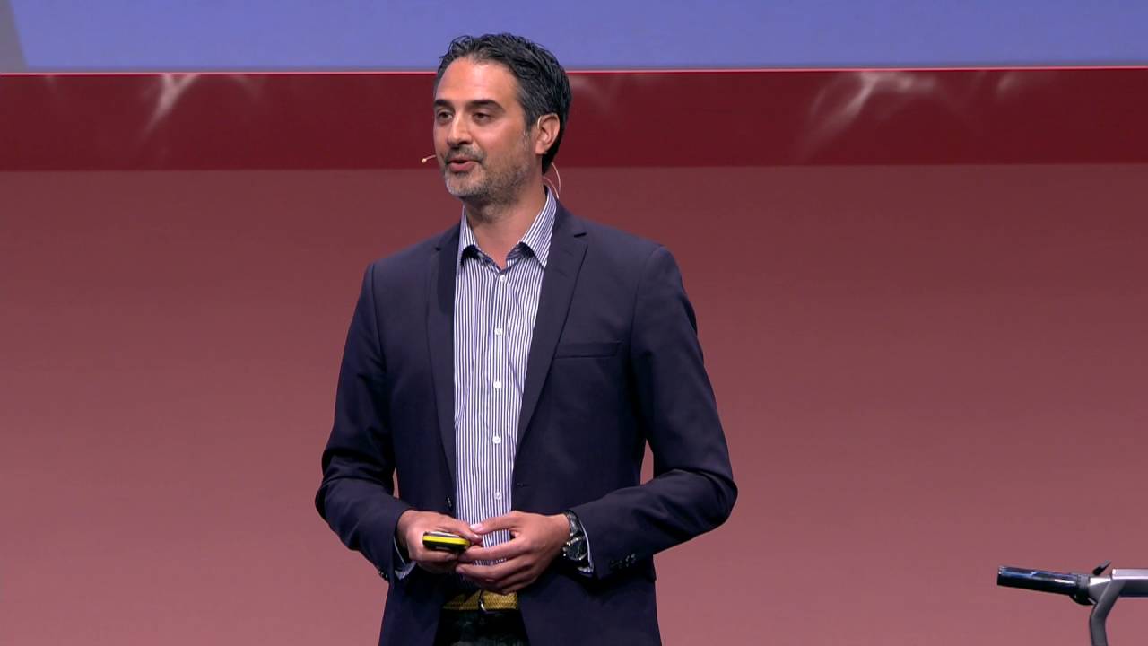 Floatility - Daniel Priem @ Autodesk OTx Berlin 2016 - YouTube