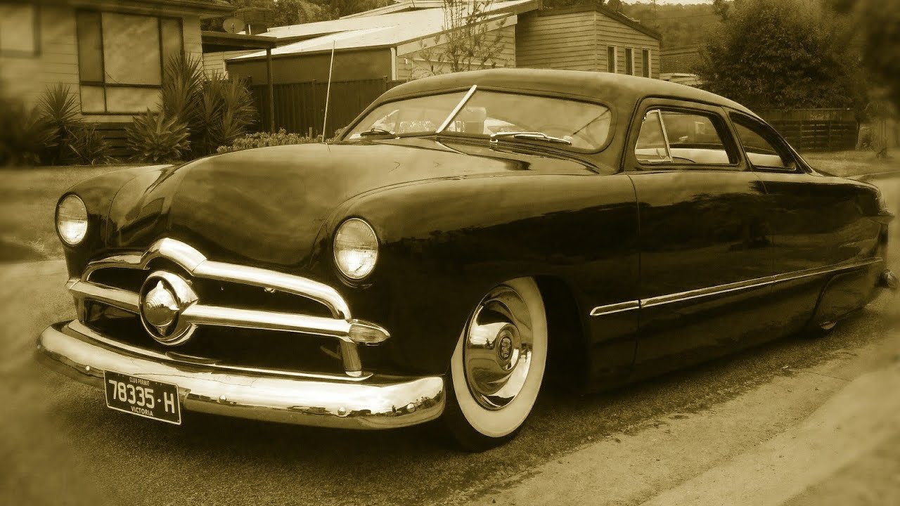 Lowrider Australia CUSTOM 1949 ford single spinner - YouTube