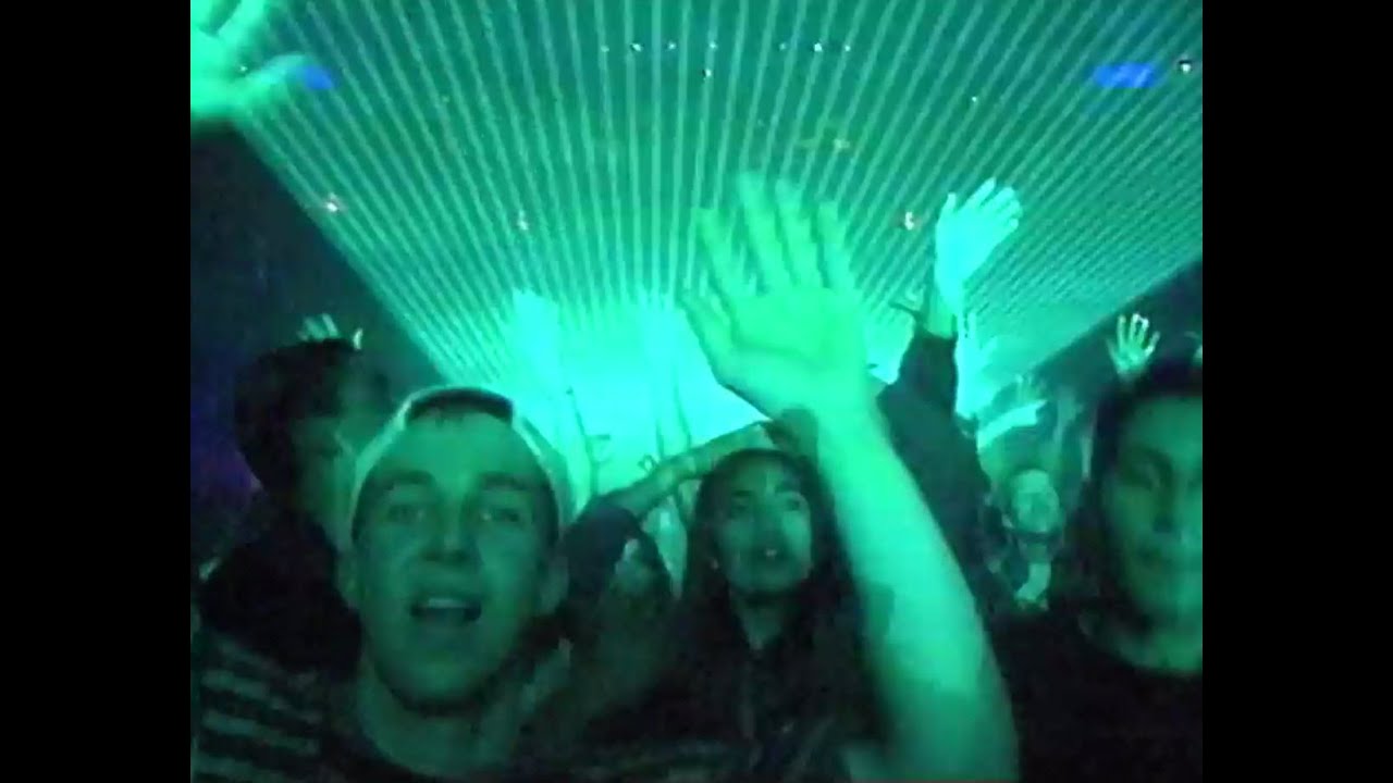 Un rave en 1993 - YouTube