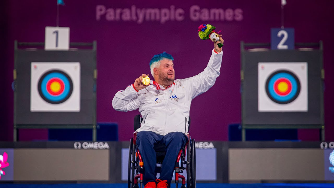 The Czech Republic’s two-time Paralympic archery champion - YouTube