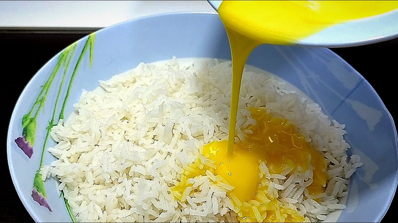 A bowl of rice and 3 eggs!!! Quick, simple and delicious recipe - YouTube