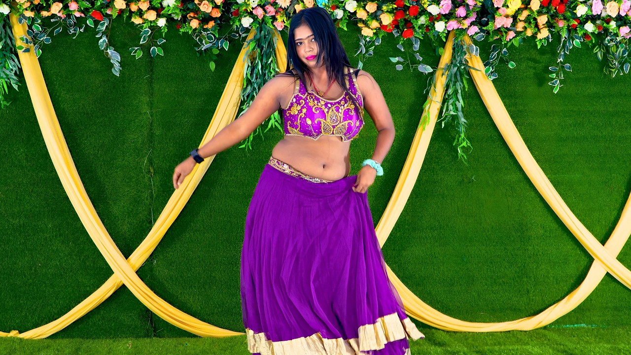 Aisa Bhi Mujhme Hain Kya | Miss Puja | Raj Music Studio | Raj Dance Academy - YouTube