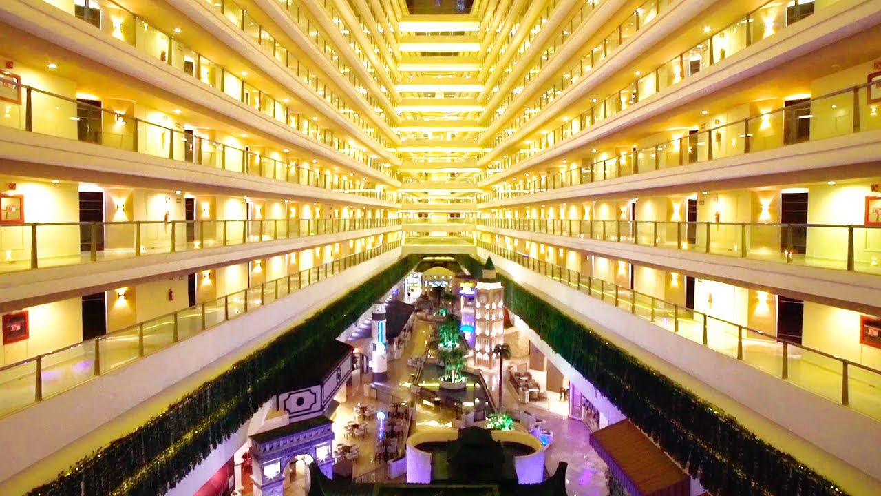 SEADUST CANCUN | The Best Family Resort in Mexico - YouTube