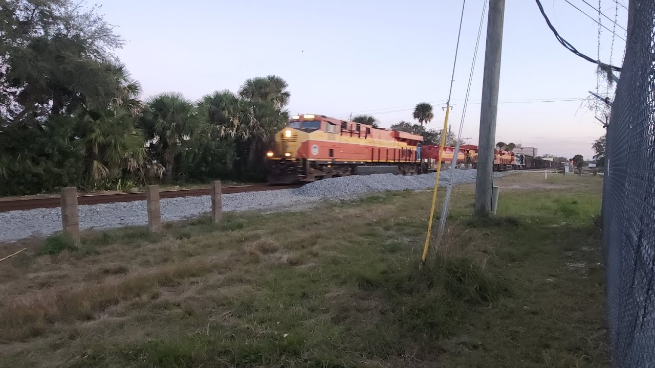 FEC 206 Rock Train hot rail titusville, Indian River - YouTube