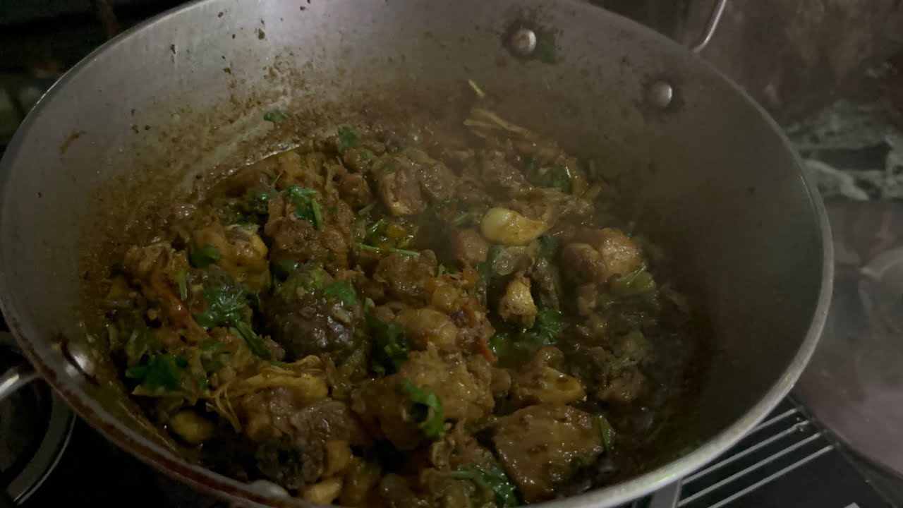 How to cook chicken curry ! How to cook chicken curry at home ! Home ...