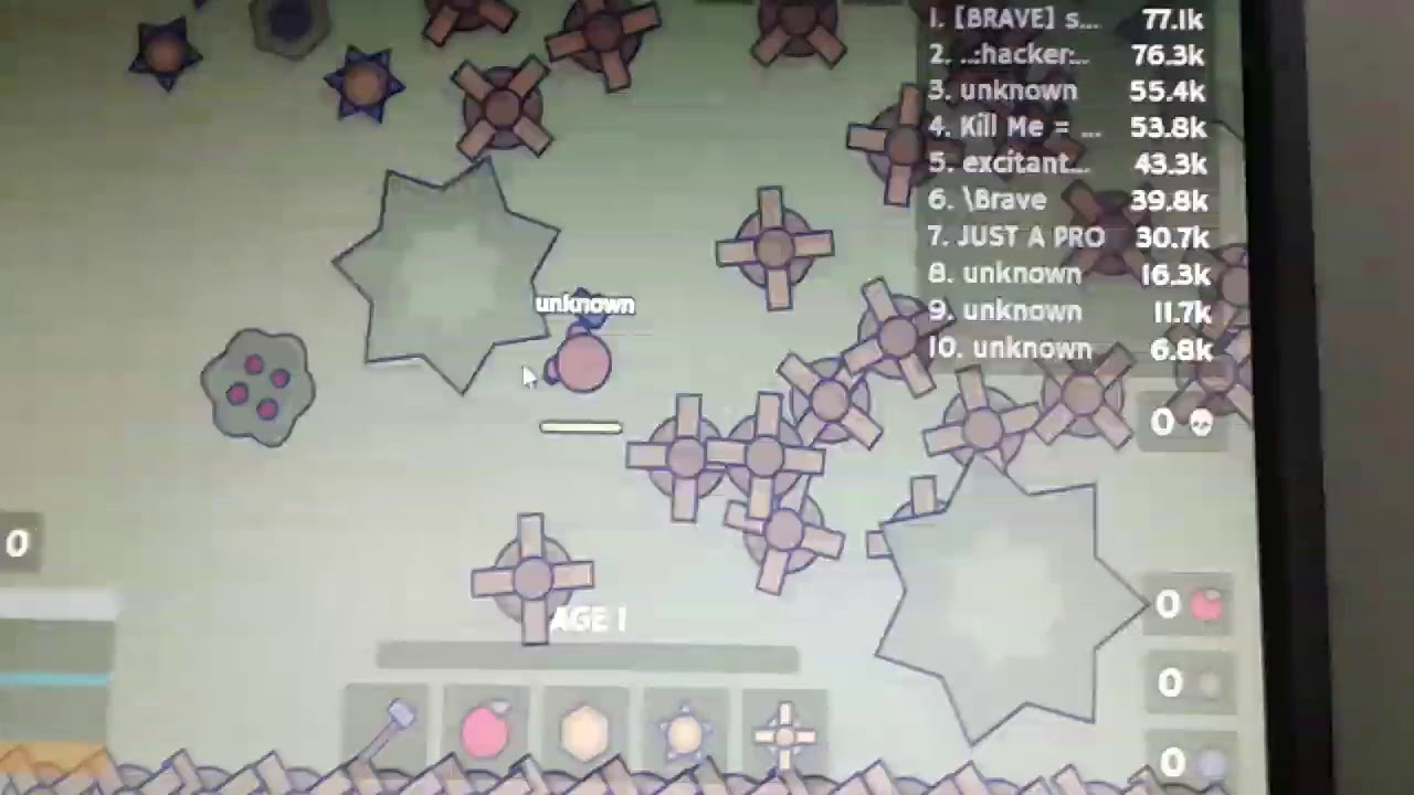 Jugando momo.io un rato - YouTube