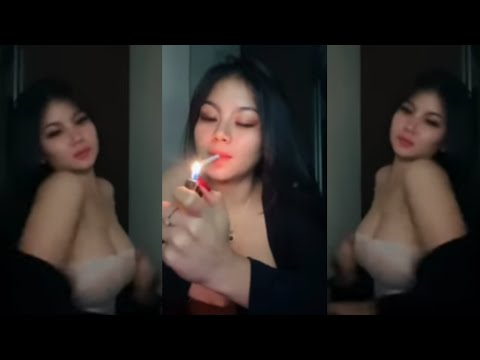 Goyang Hot Baby Feriosa Pamer Uting Di Bigo Live