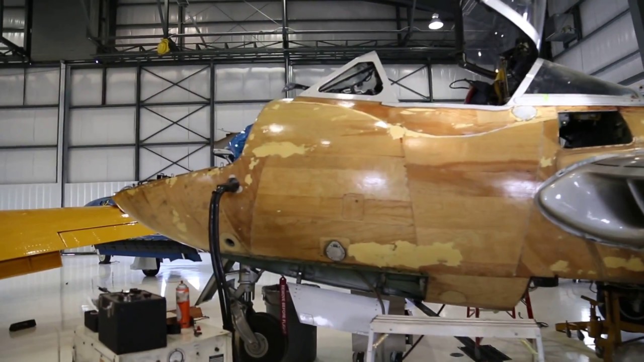 Waterloo Warbirds de Havilland Vampire Reskinning Walkaround - February ...