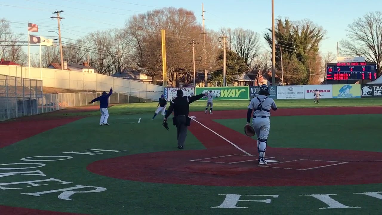 Patrick Henry CC Baseball-Ethan Winesburgh Walk off win - YouTube