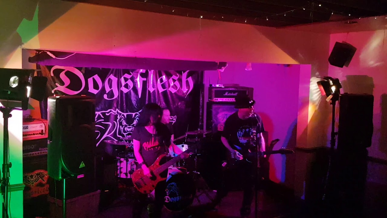 Spam Javelin - live in Wales - YouTube