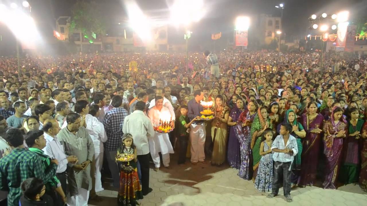 Ganesh Utsav - Mahaaarti @ Nanda Nagar, Indore (Madhya Pradesh) - YouTube