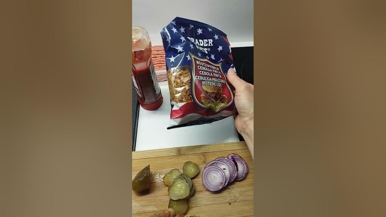 Особливі бургери із того що є вдома 😁 Youtube