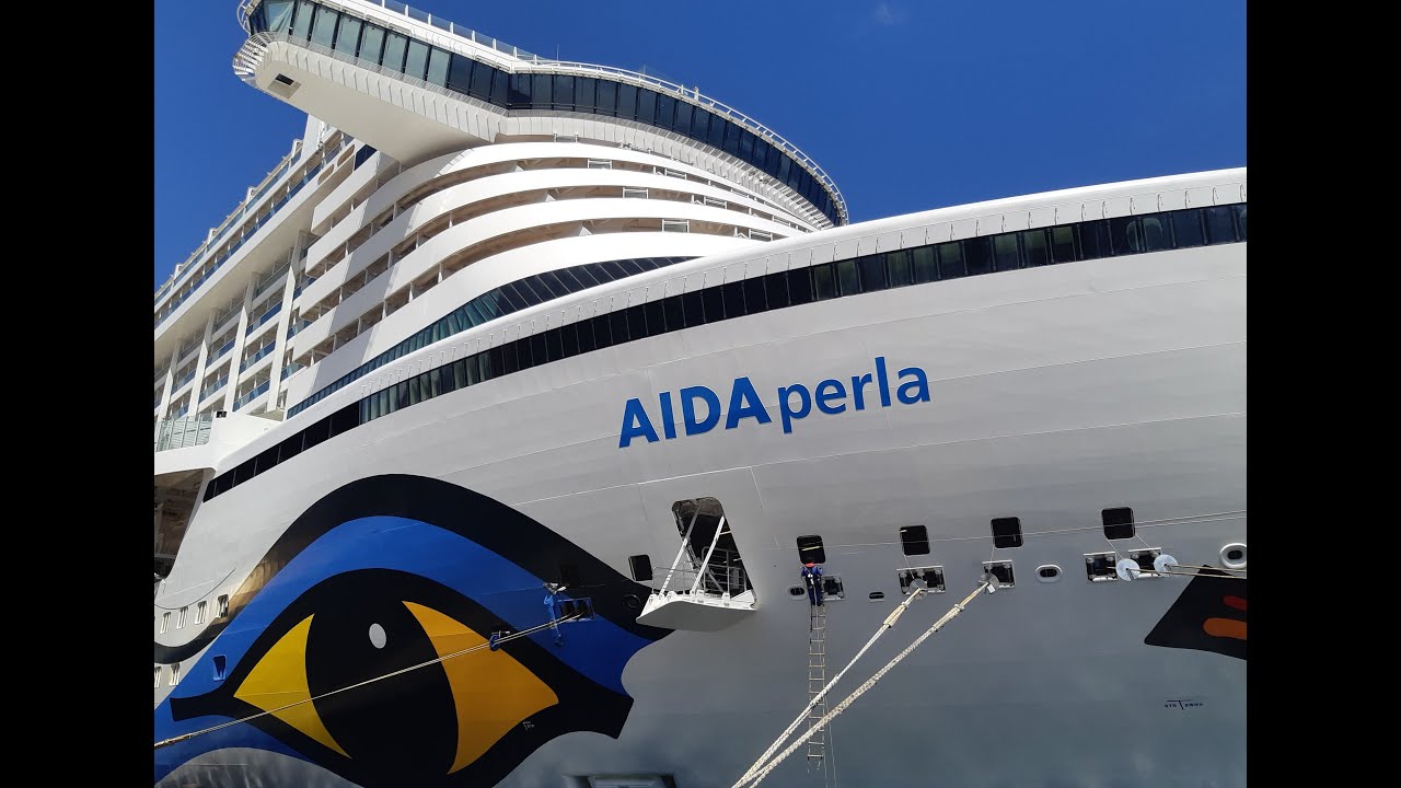 Aida Perla trifft Aida Nova vor Madeira, mit kurzer Sichtung Delfine ...