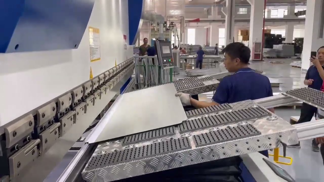 Servo Bending Sheet Follower Device - YouTube