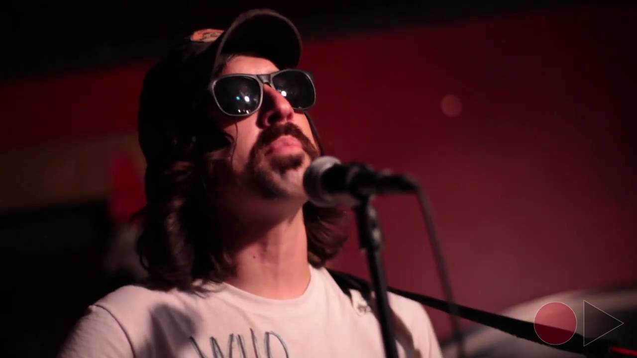Wild Bill @ Flipnotics 11.12.2010 - "Billy The Bone Crusher" - YouTube