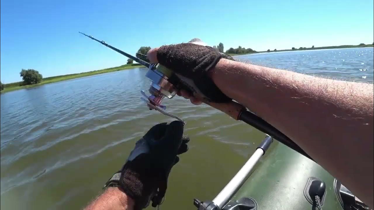 Забыл подсак.Забагрил щуку.Как не попасться на тройник?!🎣☝️🤕 - YouTube