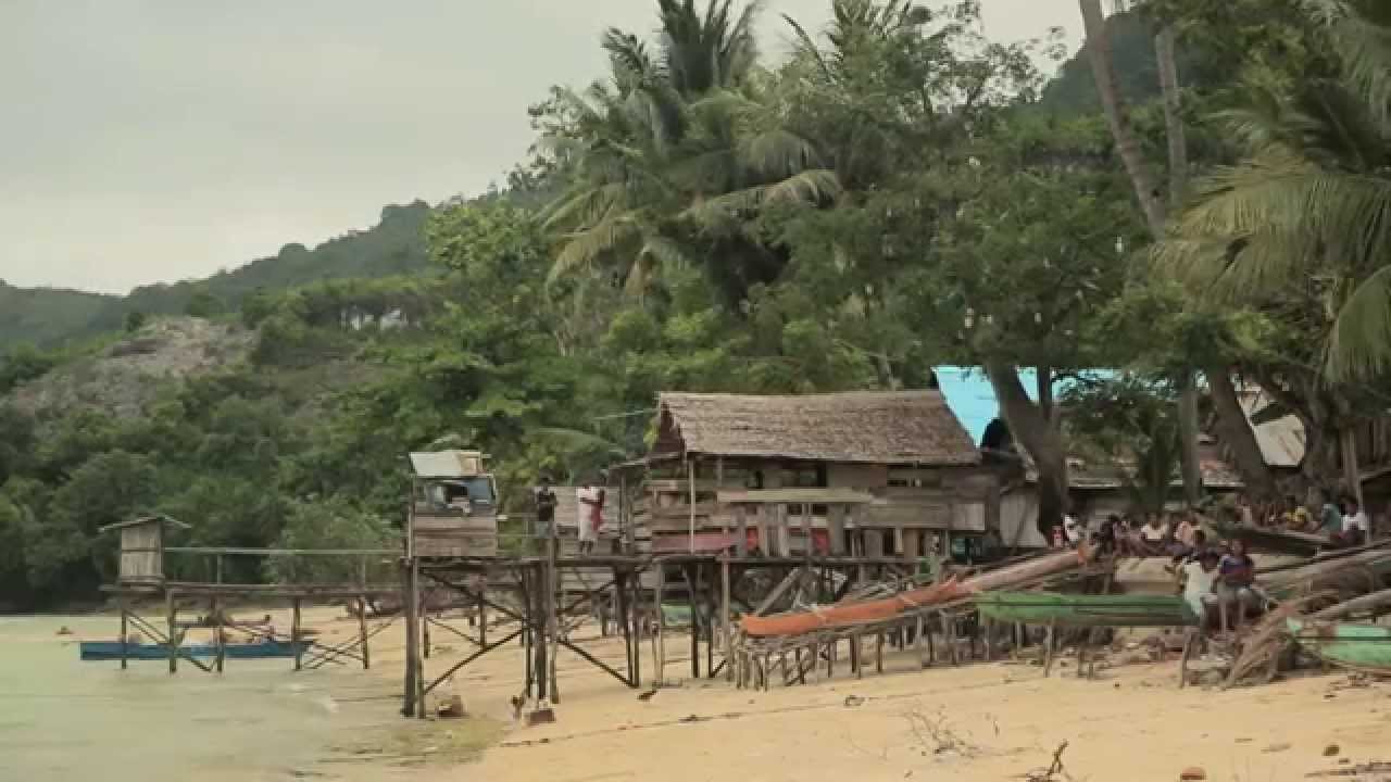 Les Moluques - croisières à la découverte du Monde (Documentaire ...
