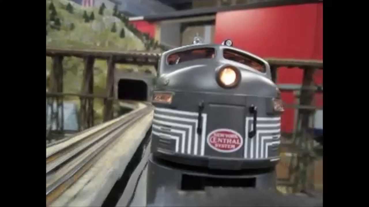New YorkCentral LIONEL GM F3 Units - YouTube