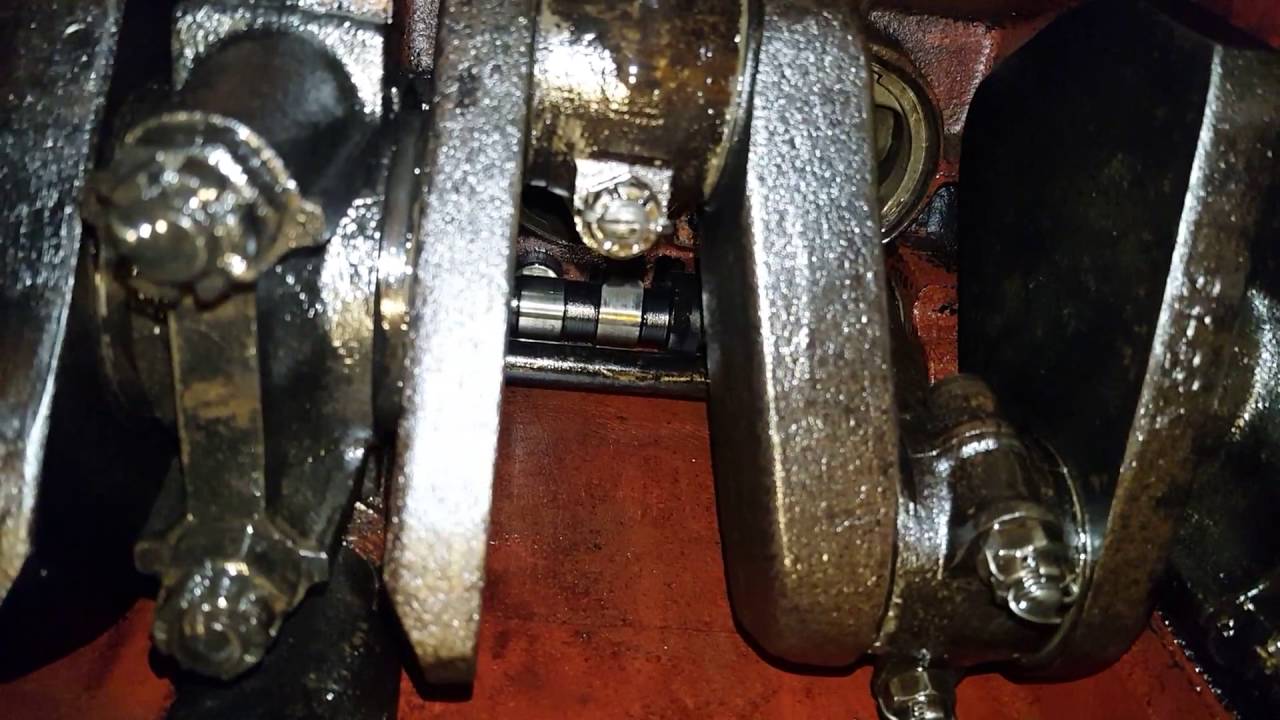 Rover P2 12hp 1947 crankshaft, connecting rods and pistons. - YouTube