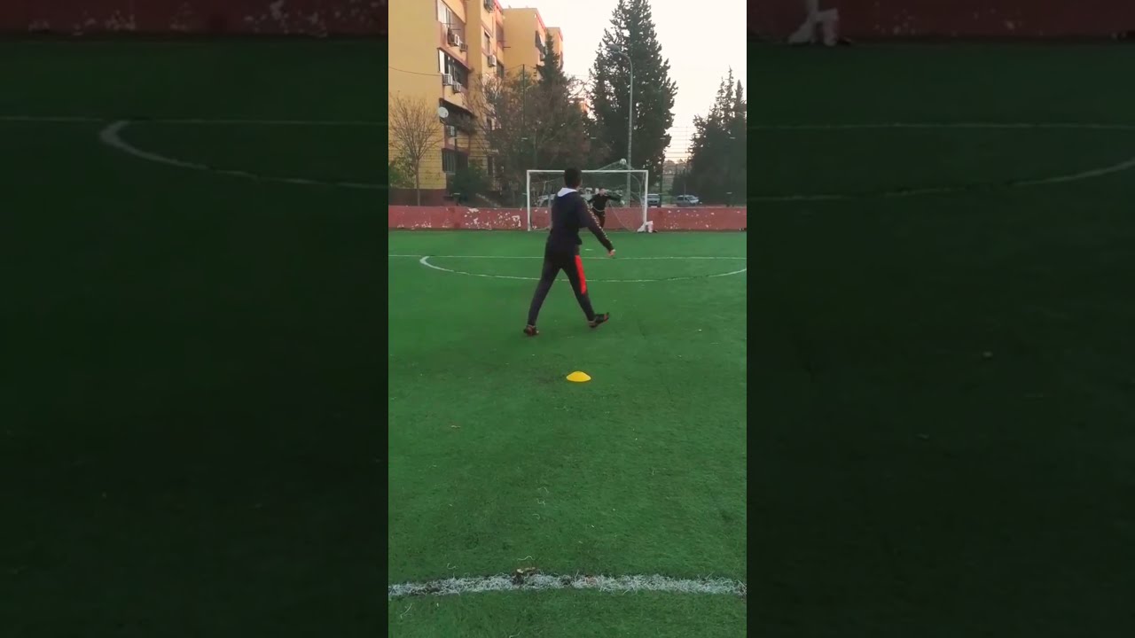 shoot knuckle ball "Semi-professional" ⚽⚽. - YouTube