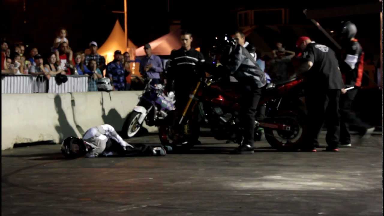 TANDEM MOTORCYCLE CRASH GIRL GET RAN OVER !! - YouTube
