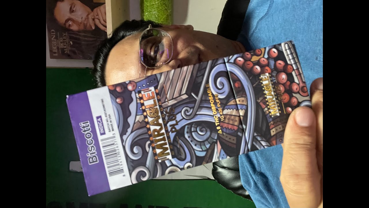 Reviewing: Miracle Plus/D8 Buddy | Strain: Biscotti | Gross AF! - YouTube