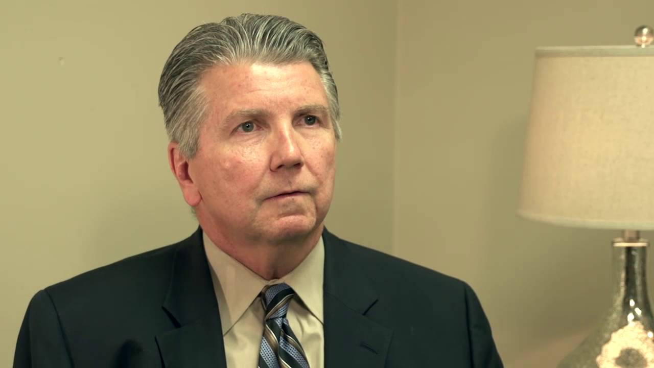 MEET DR. CHIP DAVIS - ORTHOPEDIC SPINE SURGEON - YouTube