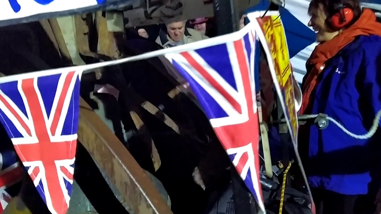 Brexit Celebration at Parliament Square 2020-01-31 - YouTube