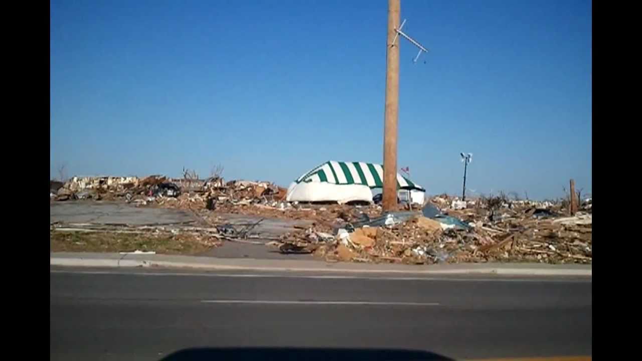 Shocking Joplin Tornado Aftermath Raw Video (Please Share) - YouTube