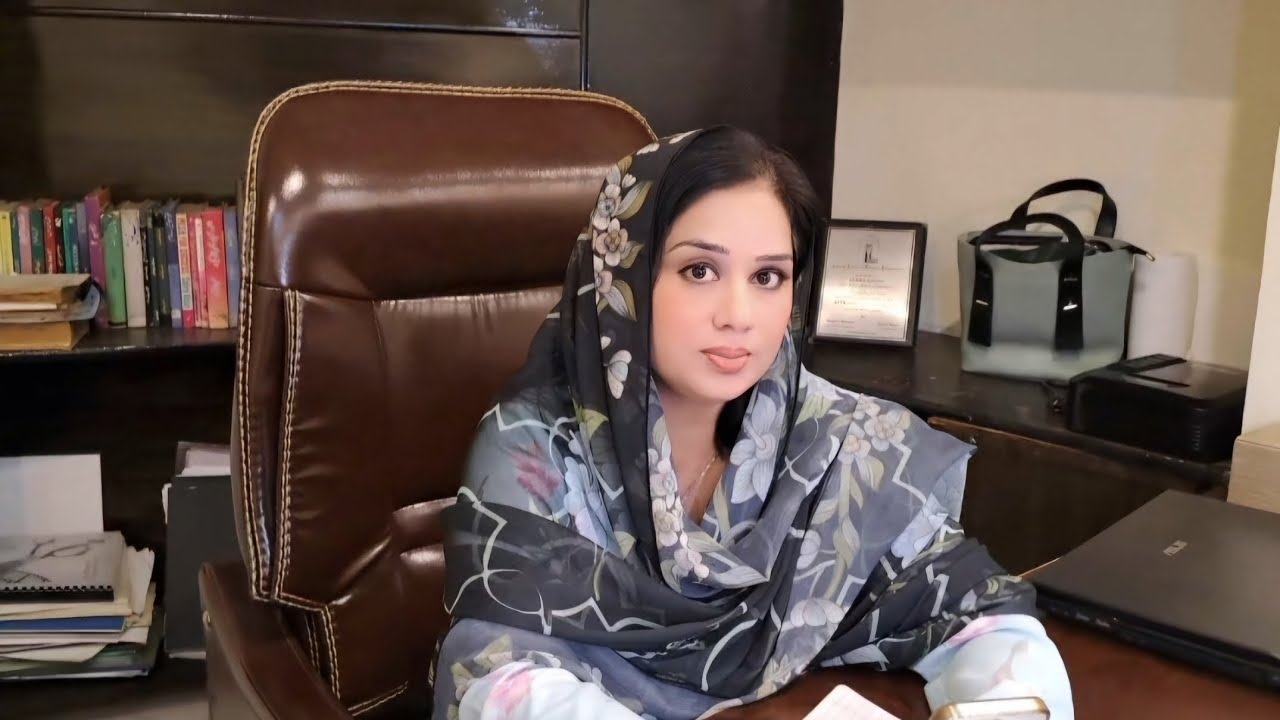 Shahaadat-e-Maula Ali | Lubna Qadir - YouTube