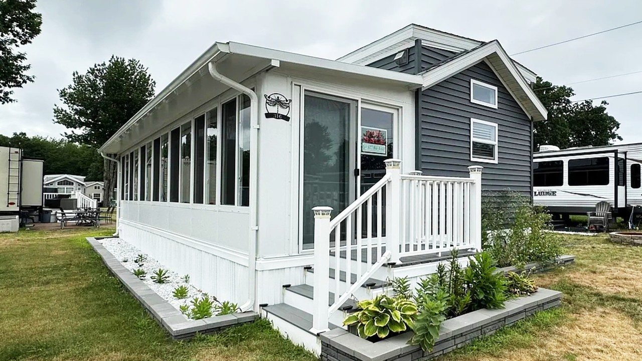 The Most Inexpensive Beautiful Park Models You'll Ever See - YouTube