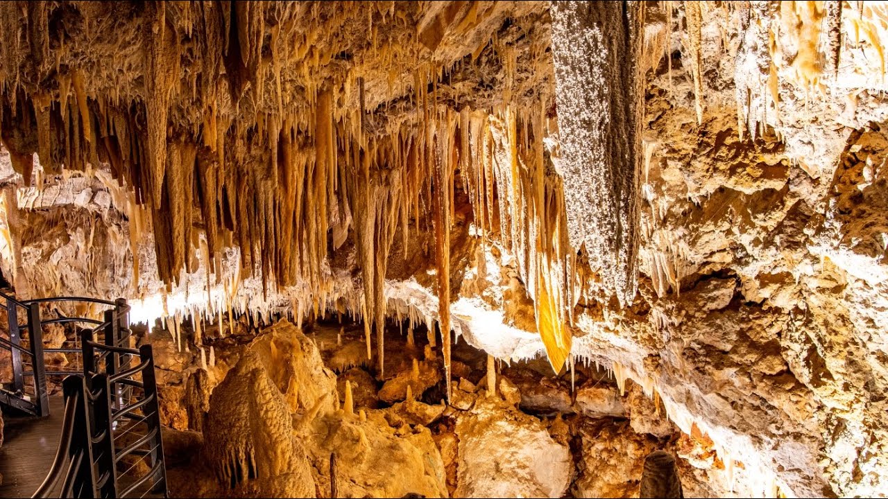 Ngilgi Cave at Caves Rd Yallingup, Western Australia - YouTube