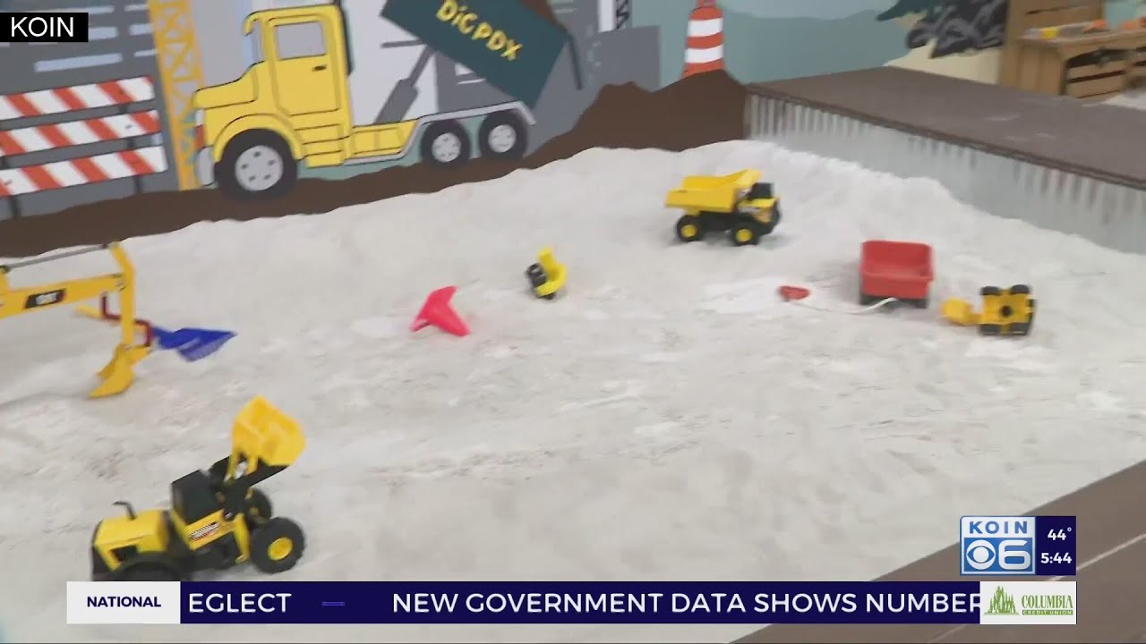 Kohr Explores: Discover, create and play at Dig PDX - YouTube