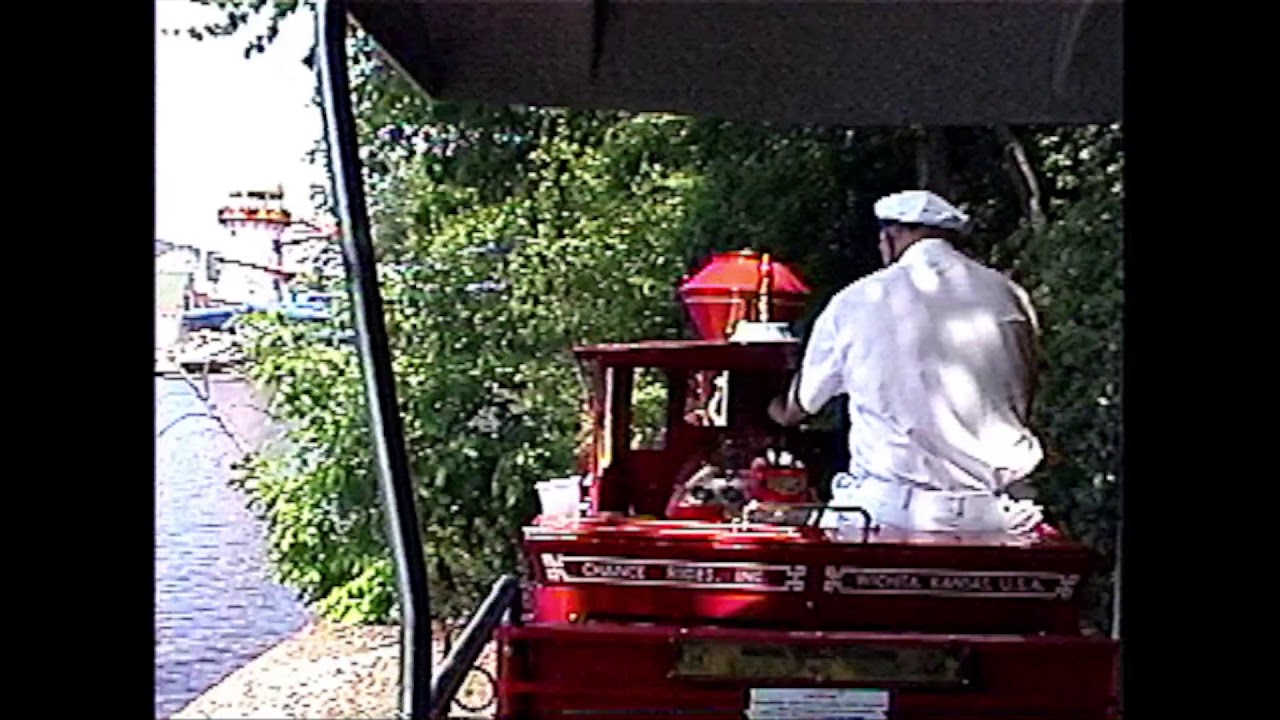 Lake Compounce CP Huntington Train (northbound) - YouTube