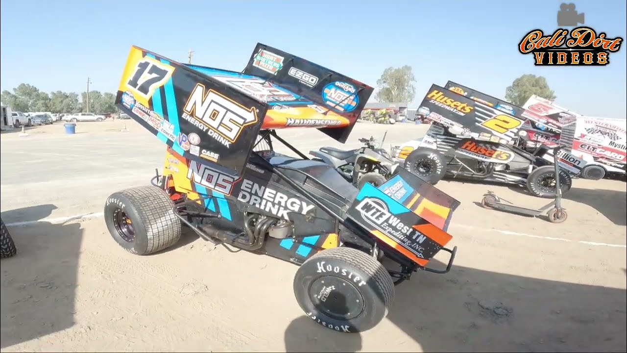 PIT ACTION - World of Outlaws NOS Energy Drink Sprint Cars Keller Auto ...