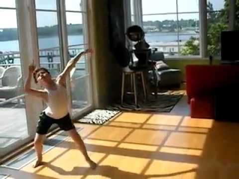 Travis Atwood Age 10 Improv (2010) - YouTube