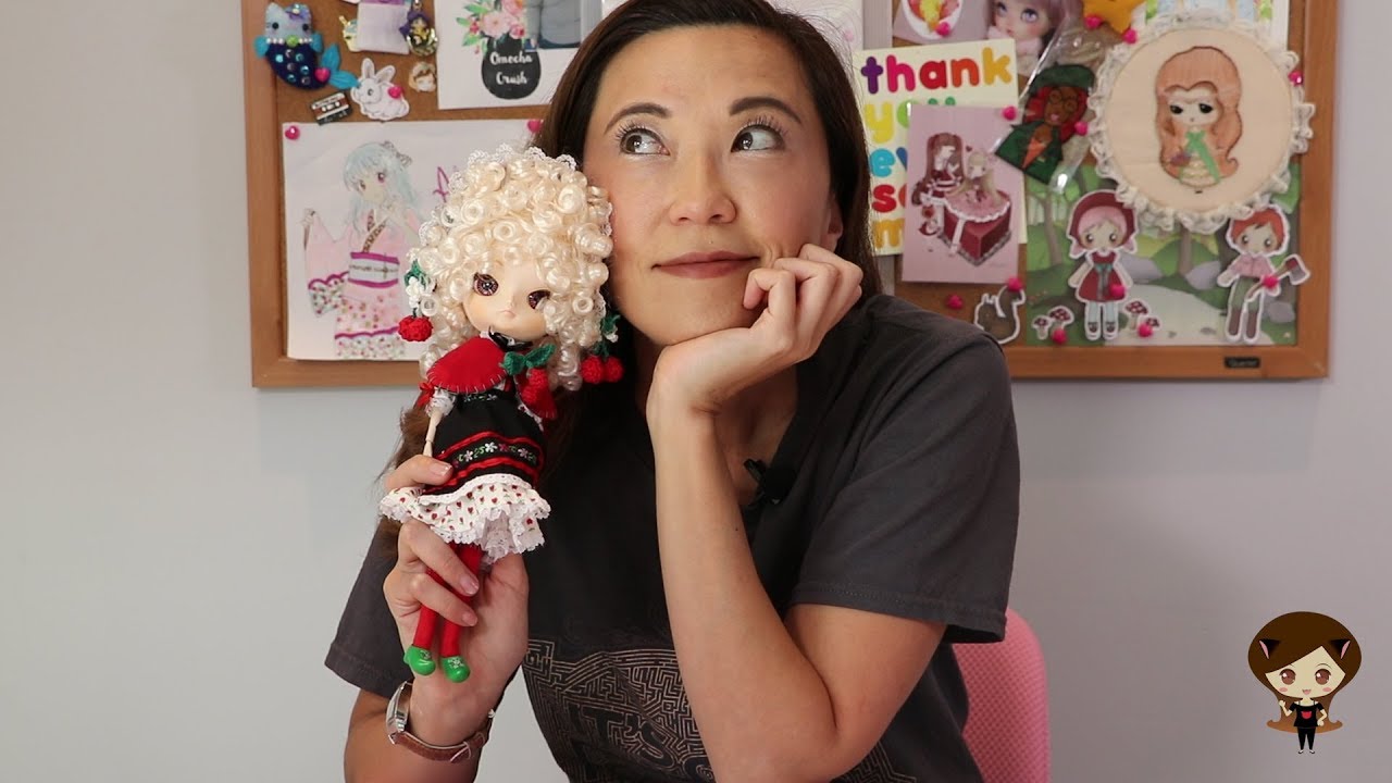 Dal Colline Doll Review - YouTube