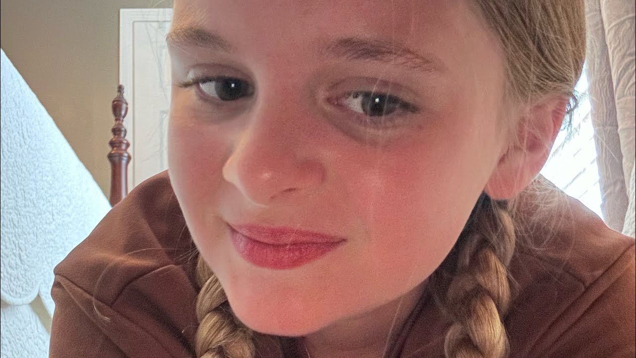 Taylor naylor my podcast episode 2 - YouTube