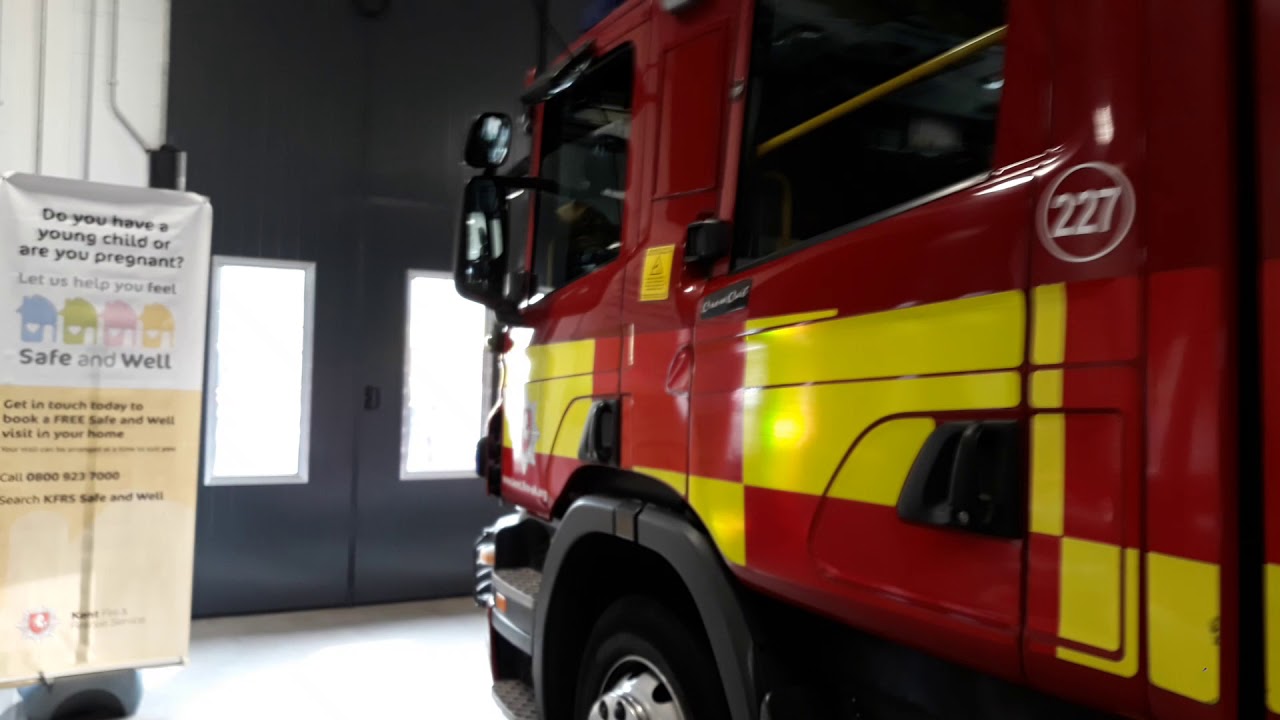 Kent Fire and Rescue Service Scania Fire Engine. 🚒👨‍🚒 - YouTube