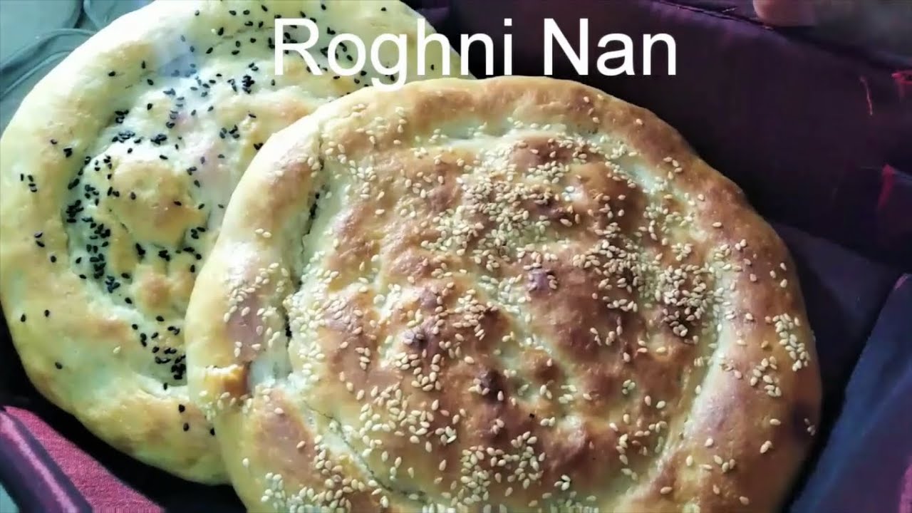 Easy way to Bake fluffy Roghni Naan|| with Sarwat's Kitchen|| - YouTube