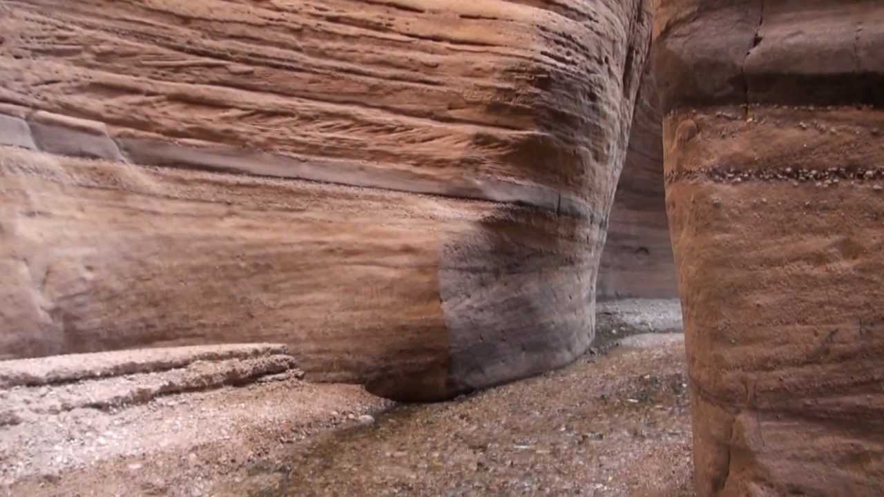 Wadi Numeira Siq Trail - Video - Hiking in Jordan - YouTube