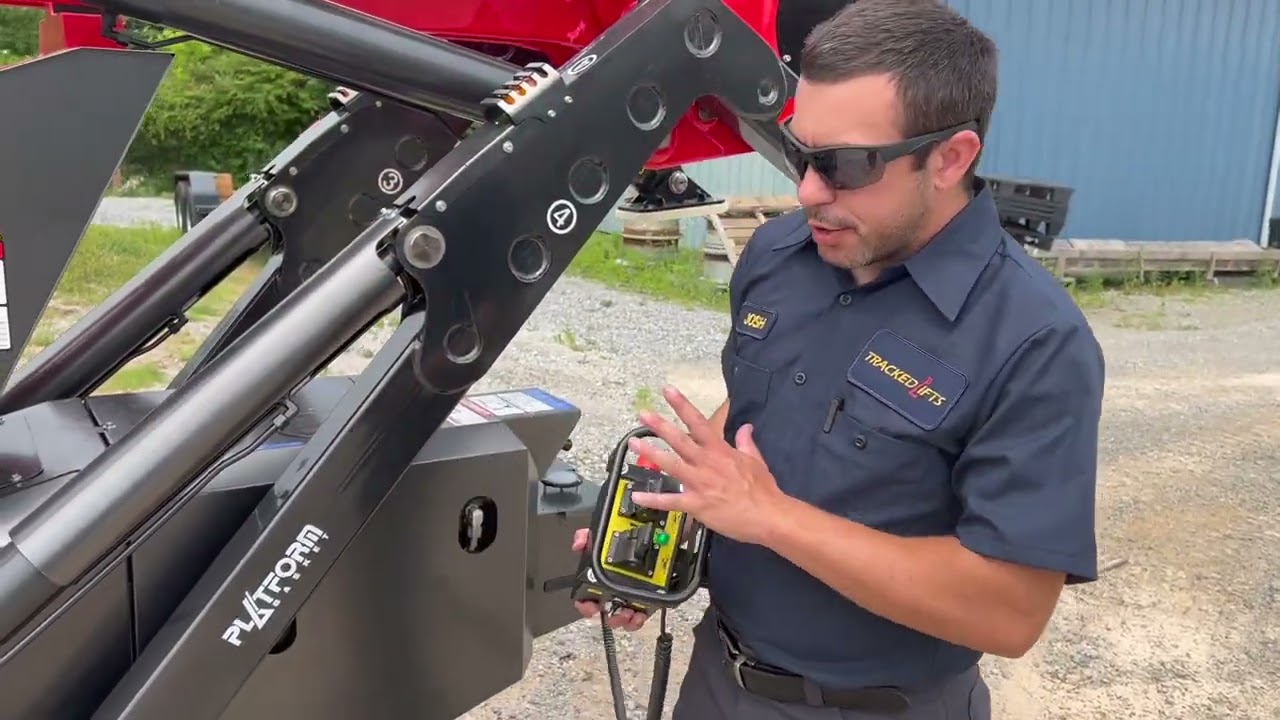 How to Operate a Platform Basket 22.10 Arborist by Arborists | Tracked ...