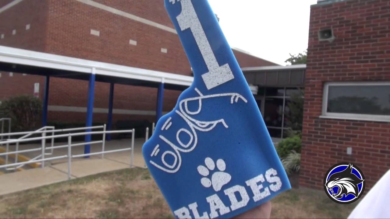 2 Blades Bobcat Mile Promo Jeremy Booker - YouTube
