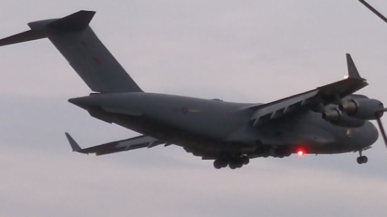 Boeing C17 Globemaster III -Landing EPRZ - window view - YouTube