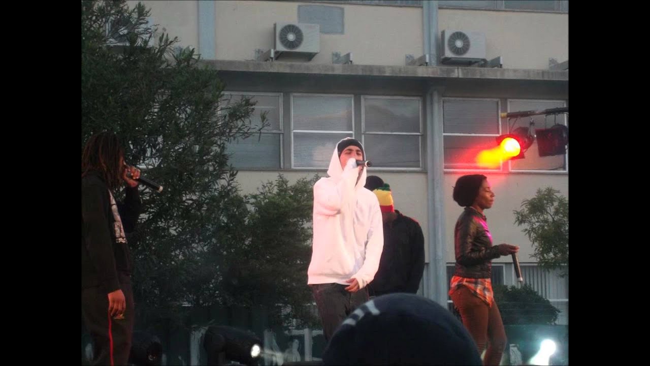 Ferry - O Entertainer (Prod.Fizz) - YouTube