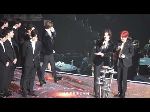 171115 Asia Artist Awards - Super Junior & EXO interactions