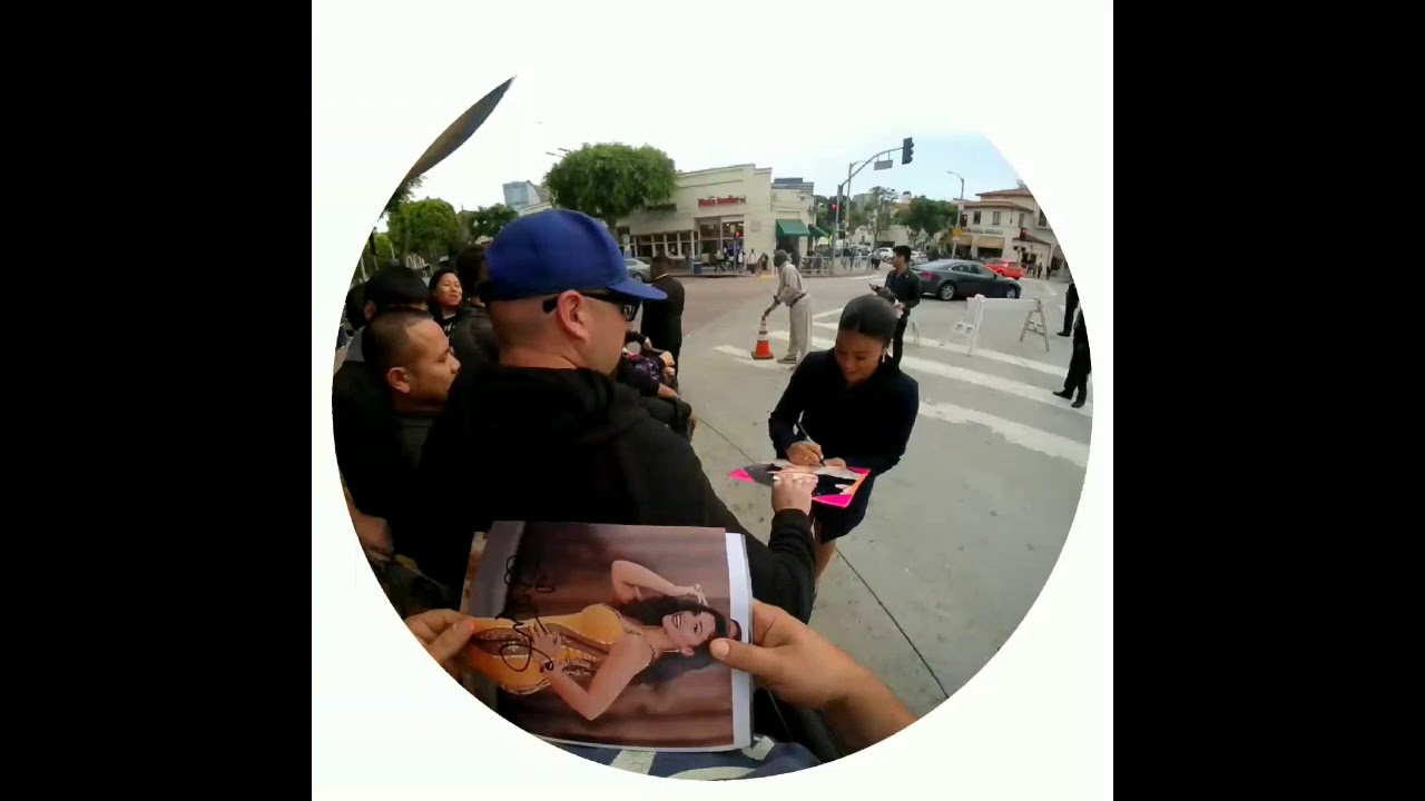 Gina Rodriguez of The Star and Jane The Virgin Signing Autographs for ...