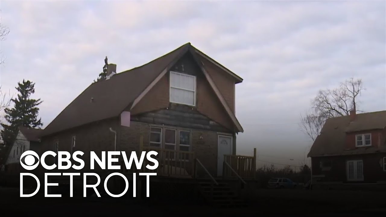 Two dead bodies found in Detroit home - YouTube