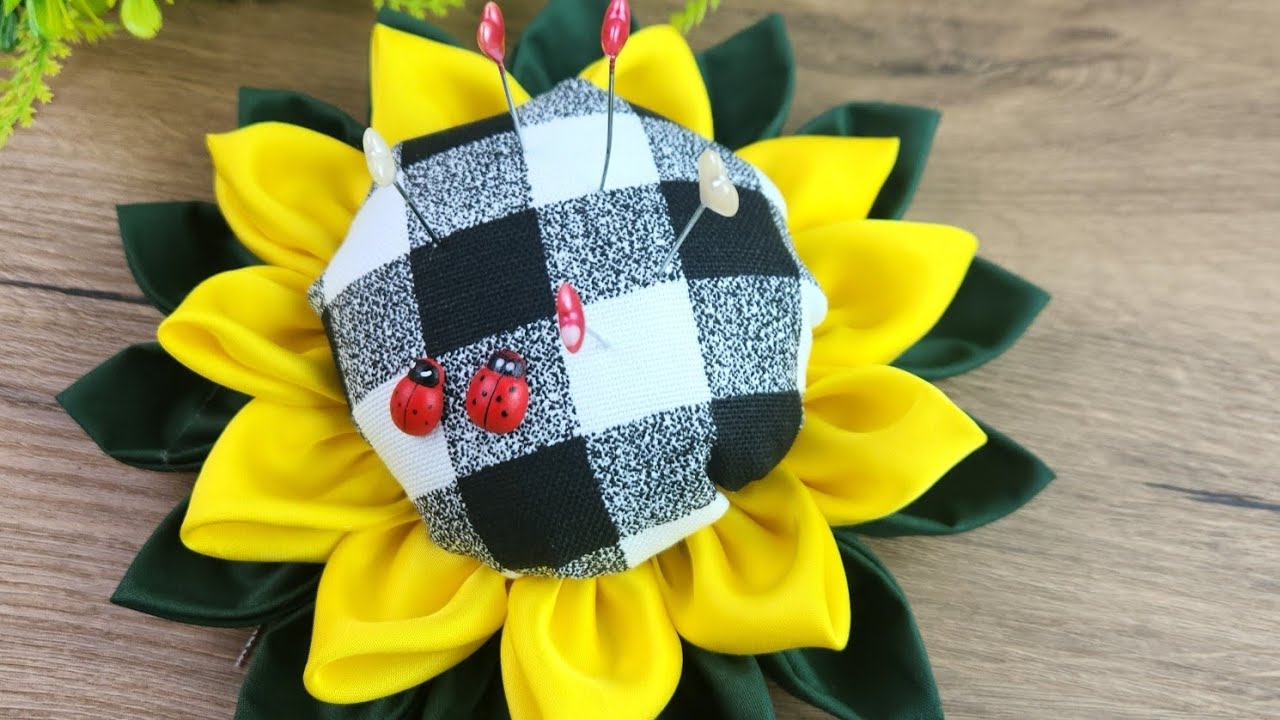 Sunflower pincushion time! - YouTube