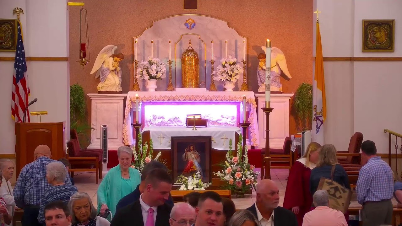 THE HOLY MASS - Corpus Christi Catholic Church celebrates Holy Mass ...